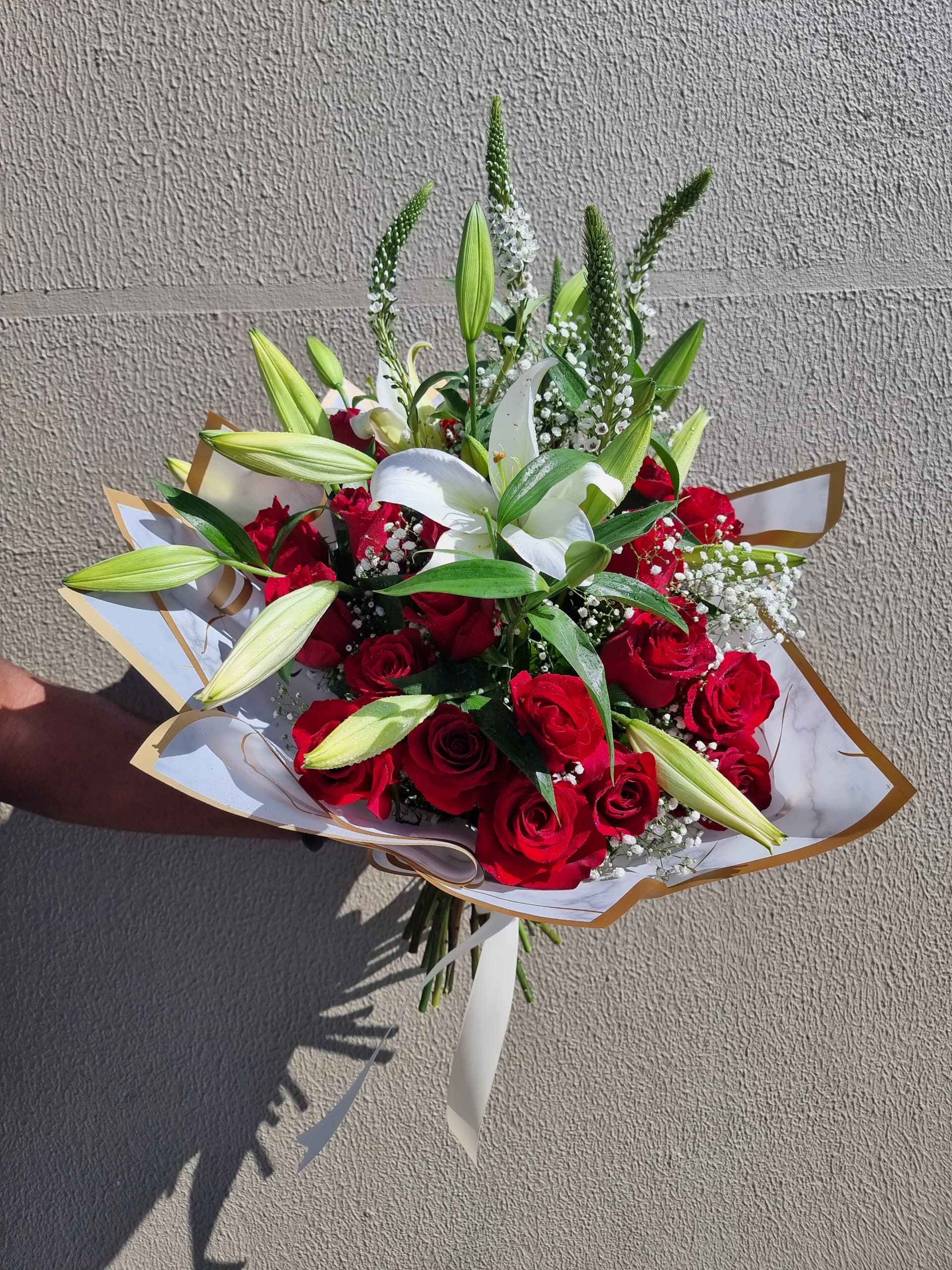 Red Elegance | Red Roses & Lysimachia – Floral Expressions by Madelein